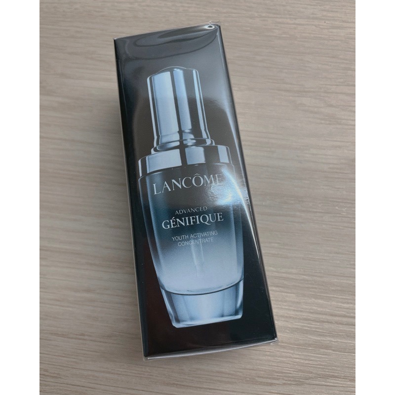 全新 LANCOME 蘭蔻 超未來肌因賦活露30ml小黑瓶, 香水、美妝、保養, 臉部彩妝、保養與清潔, 護膚、清潔產品在旋轉拍賣