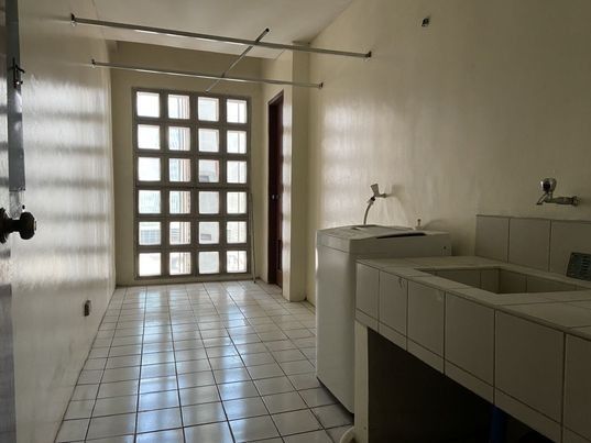 Antel Platinum Tower bel air makati on Carousell