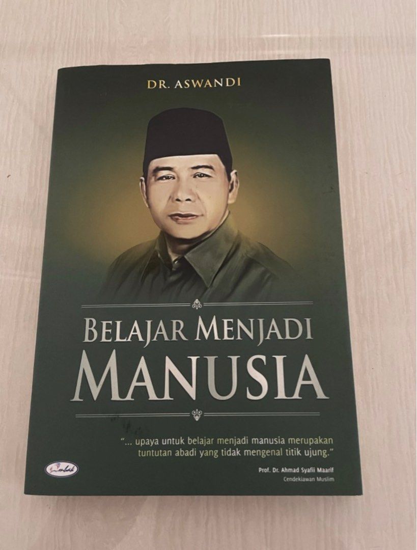 Belajar Manjadi Manusia, Buku & Alat Tulis, Buku di Carousell