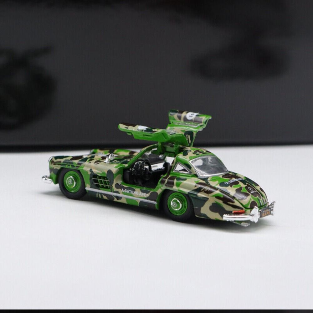 Briscale Model BSC 1/64 Scale Mercedes Benz W198 300SL Alloy Die-Cast ...