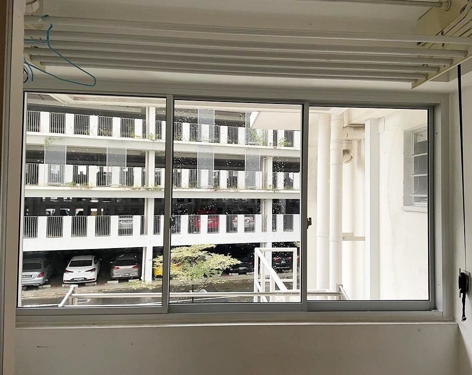 BTO service yard window & BTO window grille, Home Services, Renovations, Aluminium Work on Carousell