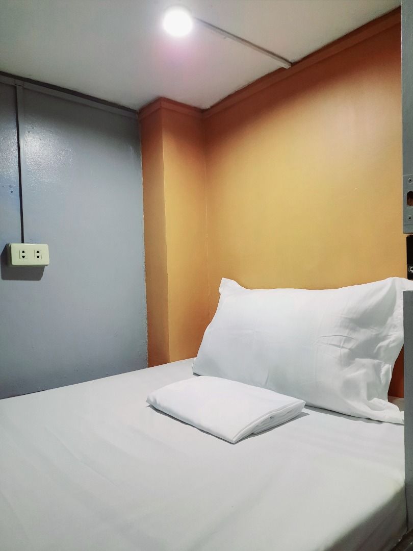 Budget Capsule Transient Room Makati near Ayala and Buendia on Carousell