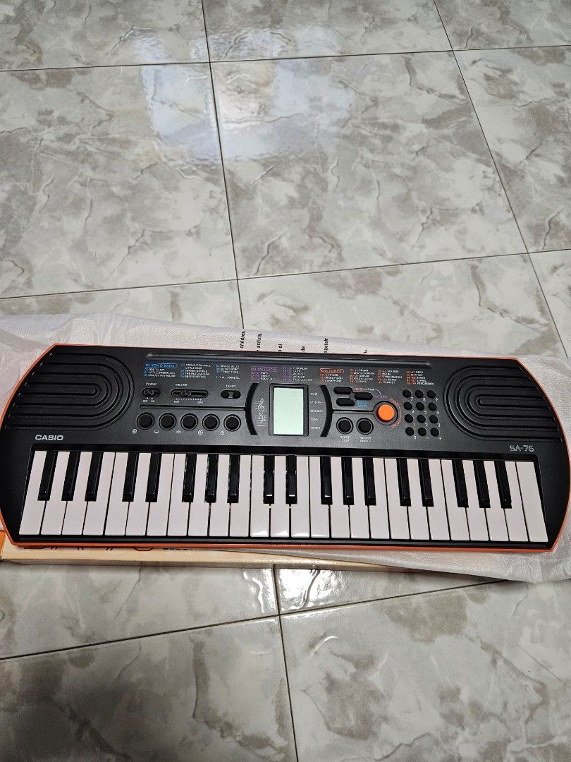 Casio Electronic Keyboard, Hobbies & Toys, Music & Media, Musical Instruments on Carousell