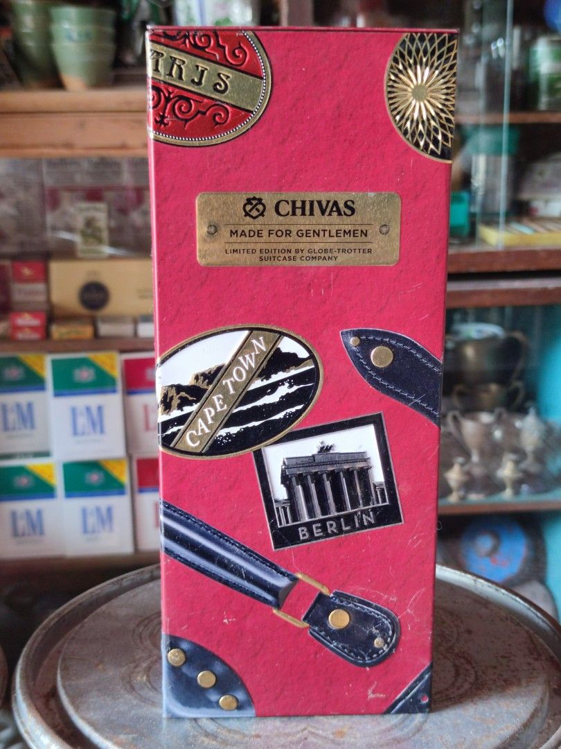Chivas Regal Tin Limited Edition Empty, Hobbies & Toys, Collectibles ...