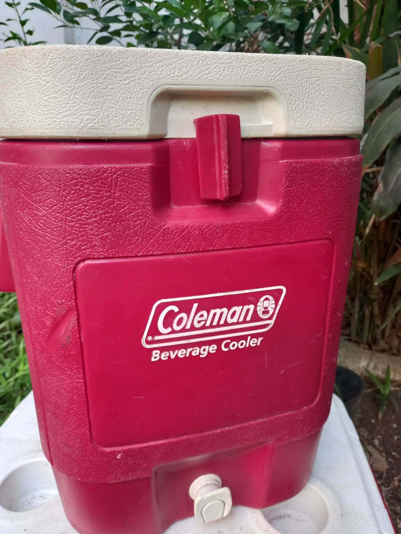 Coleman beverage Cooler 5gallons(19 liters) on Carousell