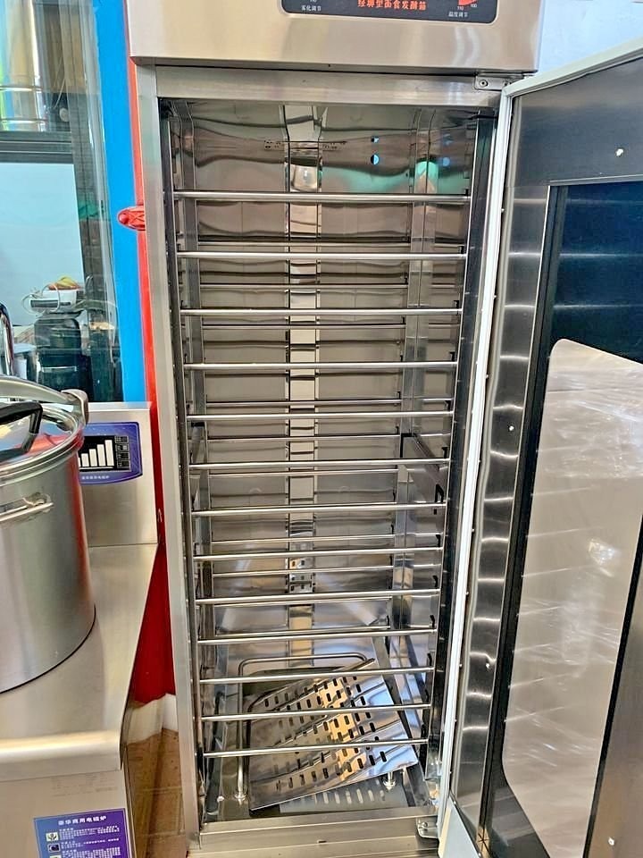 Commercial Bread Proofer, Furniture & Home Living, Kitchenware ...