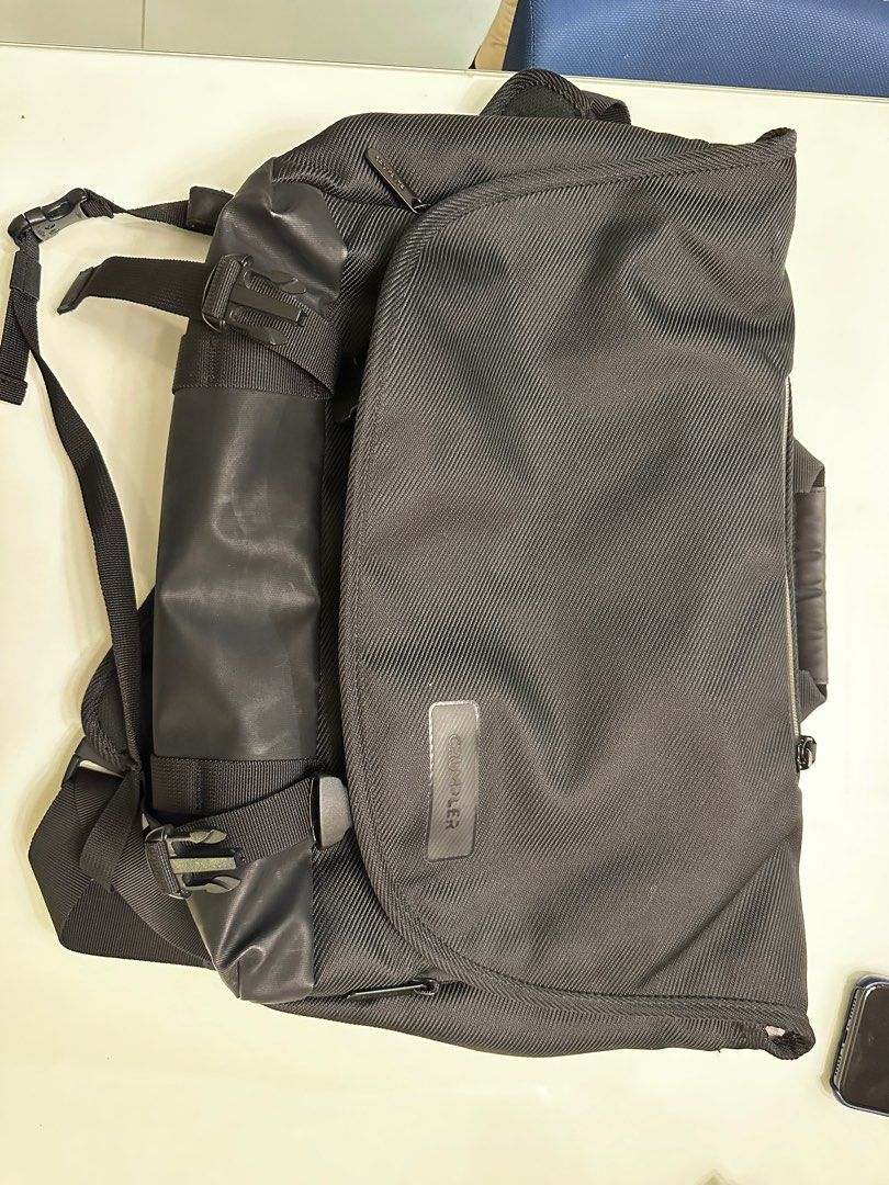 Crumpler Messenger Bag, Men's Fashion, Bags, Sling Bags on Carousell