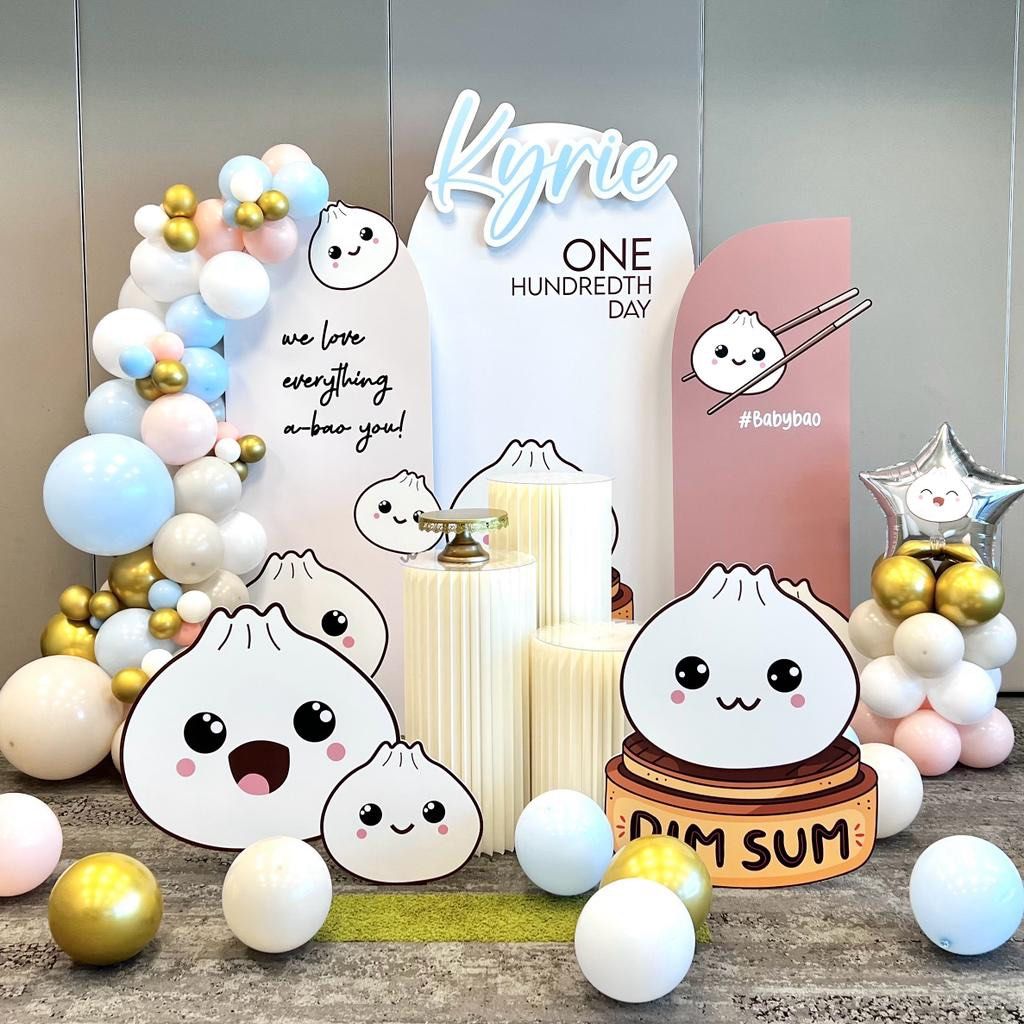 Customised birthday backdrop foam board with balloon garland, Lifestyle ...