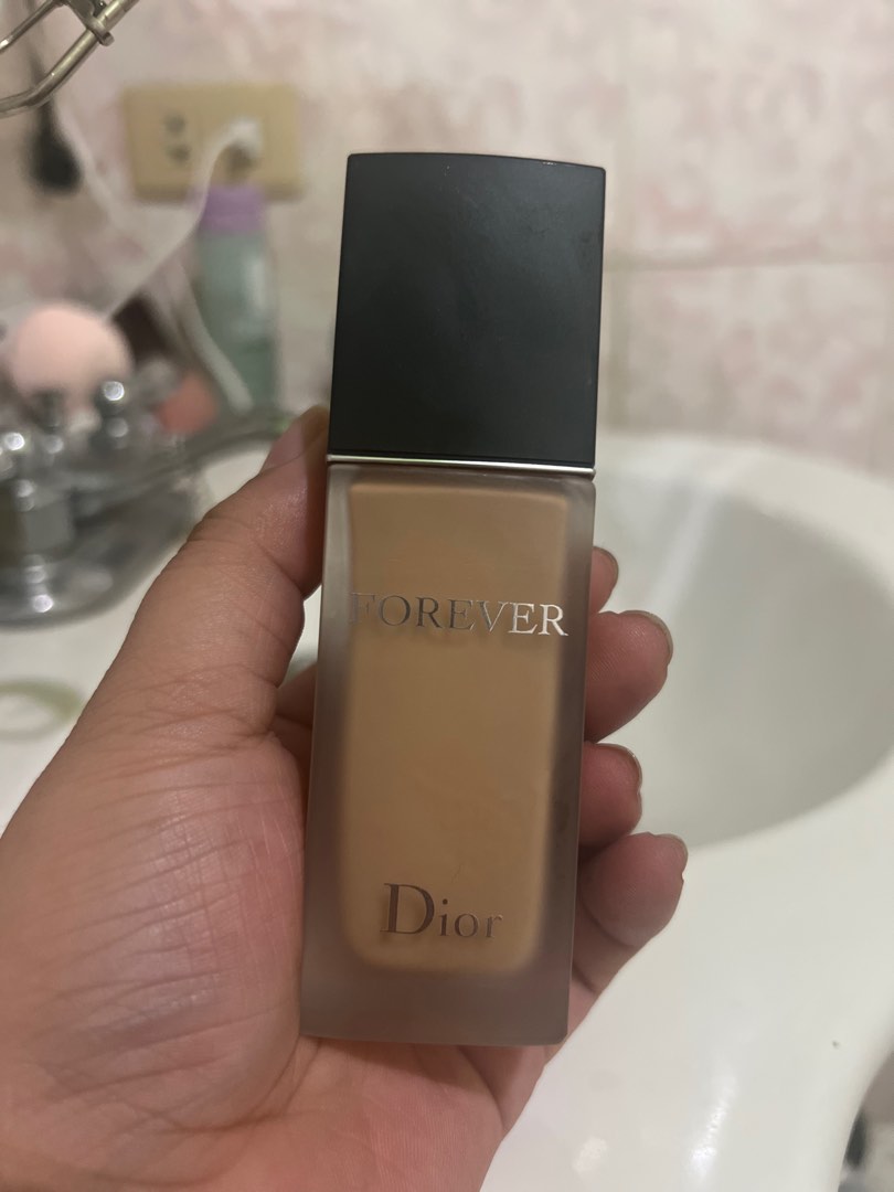 Dior matte foundation 3N on Carousell