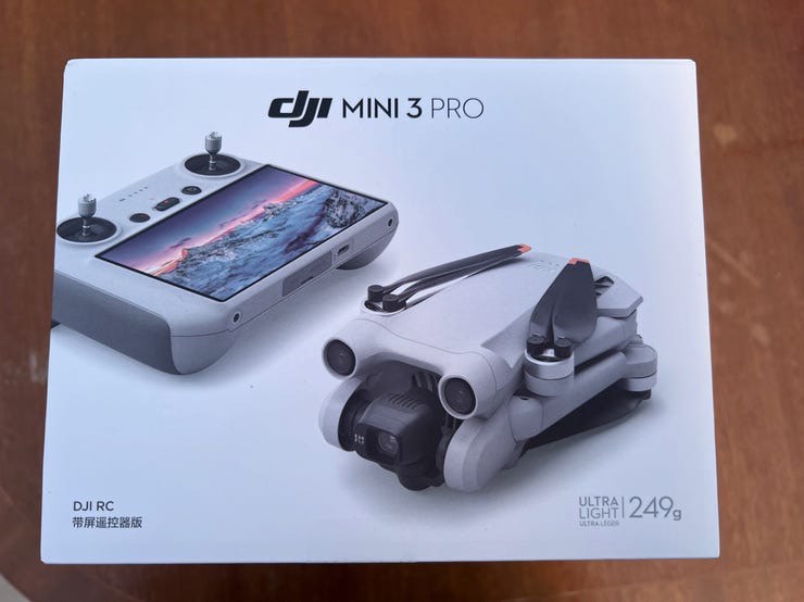 DJI Mini 3 Pro with RC (Display), Photography, Drones on Carousell