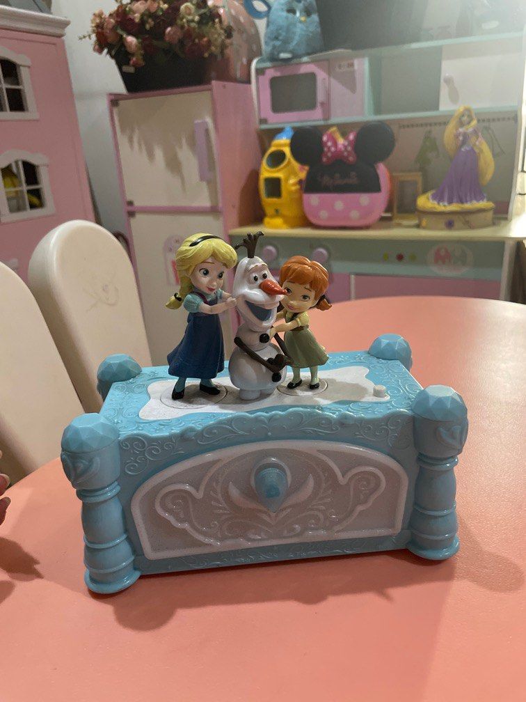Frozen jewelry box with sound elsa and anna, Bayi & Anak, Mainan & Baby ...