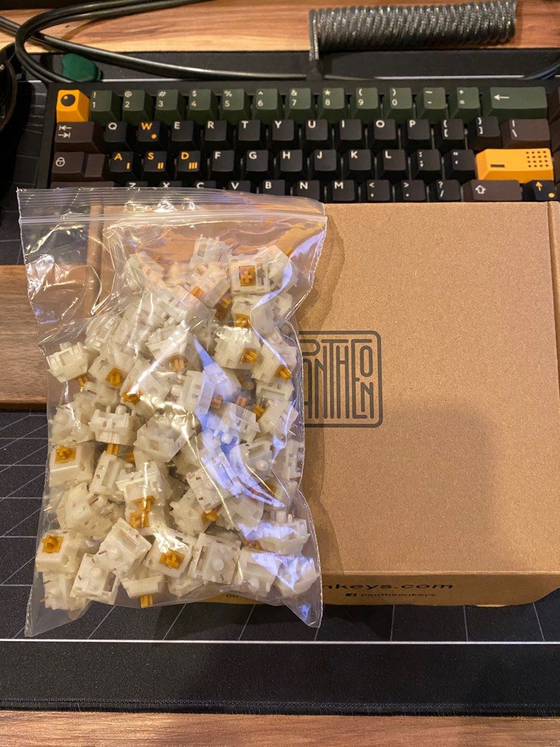 Gazzew Boba U4T Tactile Switch 62g, Computers & Tech, Parts ...