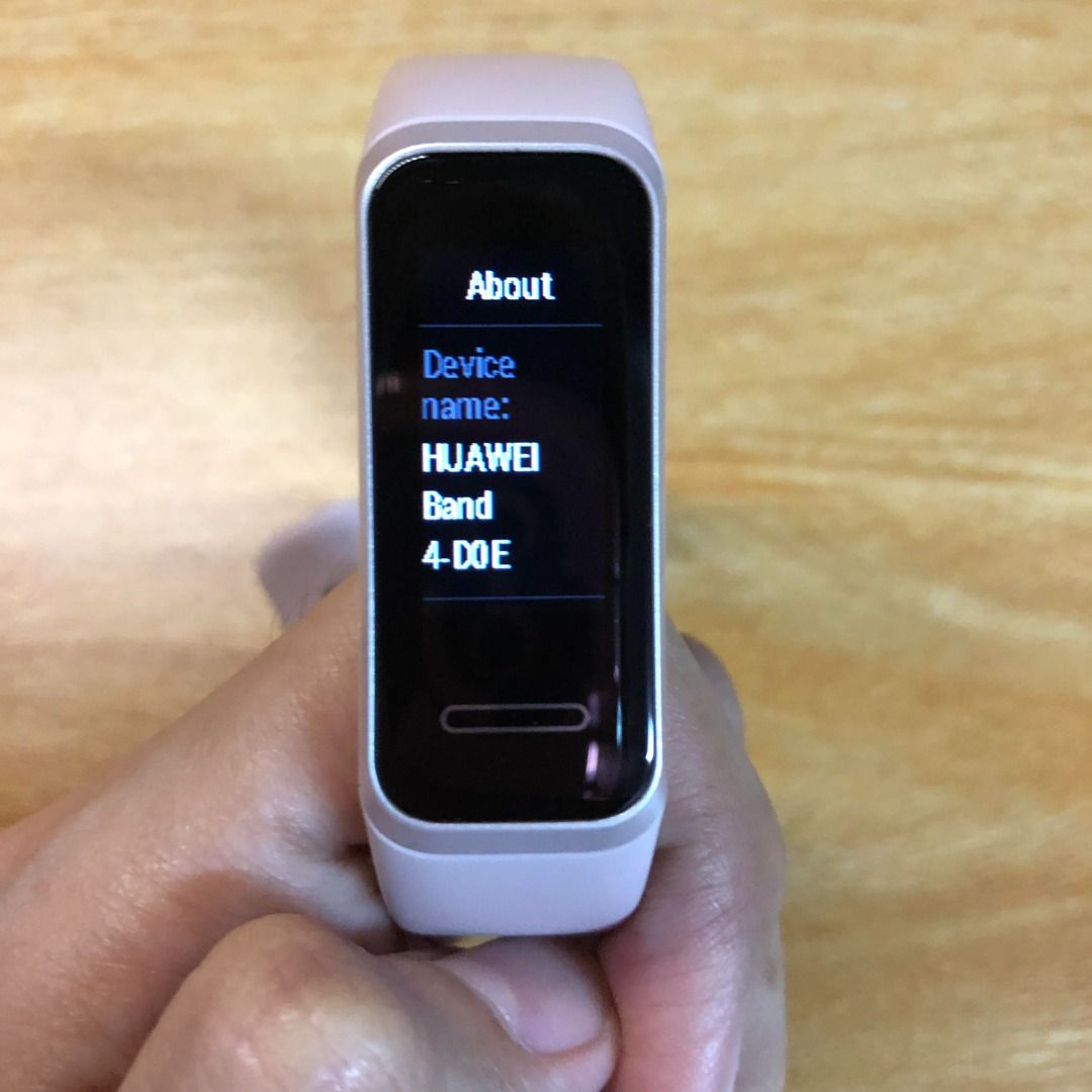 Huawei Band 4 — Sakura Pink, Mobile Phones & Gadgets, Wearables & Smart ...