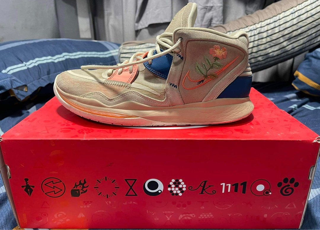 KYRIE 8 INFINITY, Men's Fashion, Footwear, Sneakers on Carousell