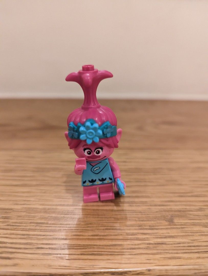 Lego poppy trolls minifig, Hobbies & Toys, Toys & Games on Carousell
