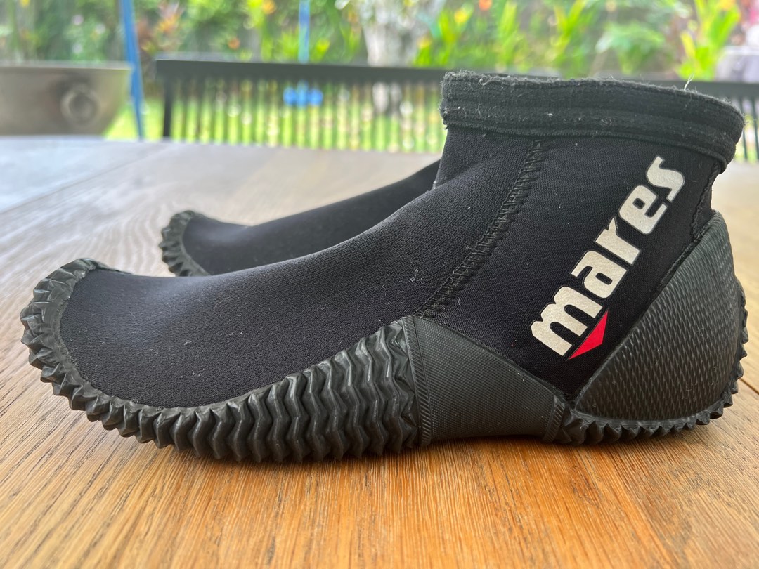 Mares dive boots, Sports Equipment, Other Sports Equipment and Supplies ...