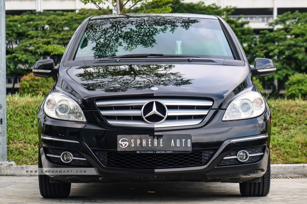 Mercedes-Benz B-Class B180 (A), Cars, Used Cars on Carousell