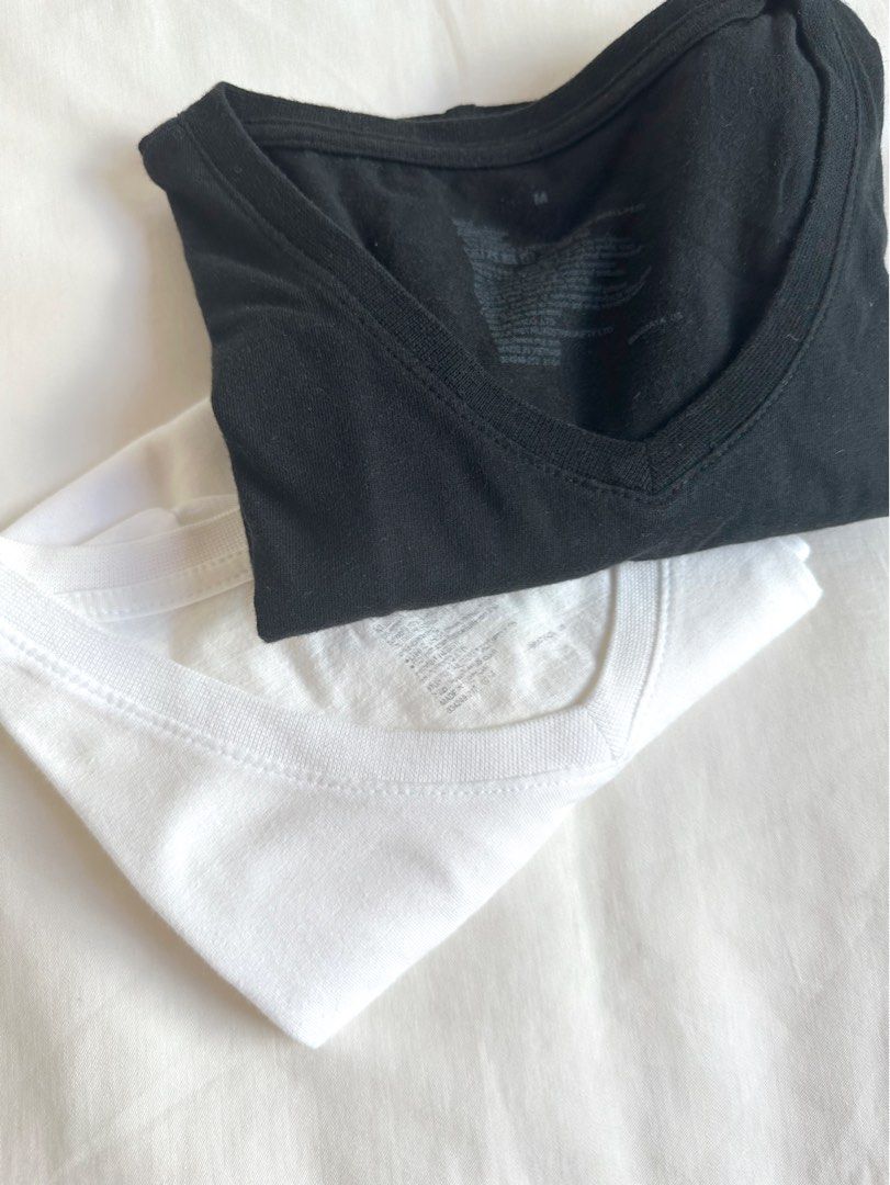 Muji Basic Tee Bundle, Women's Fashion, Tops, Shirts on Carousell