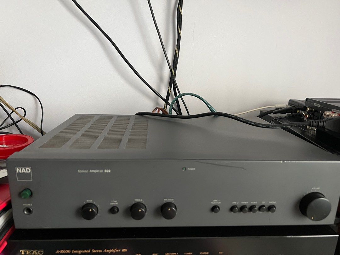 NAD 302 Stereo Integrated Amplifier, Audio, Soundbars, Speakers ...