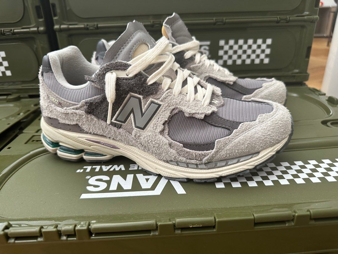New Balance M2002RDA Protection Pack Rain Cloud, Men's Fashion ...