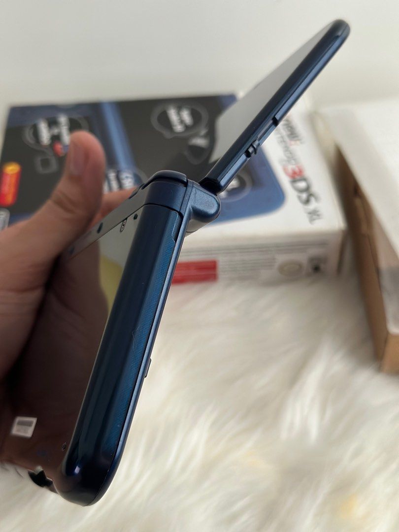 New Nintendo 3ds XL Metallic Blue, Video Gaming, Video Game Consoles ...