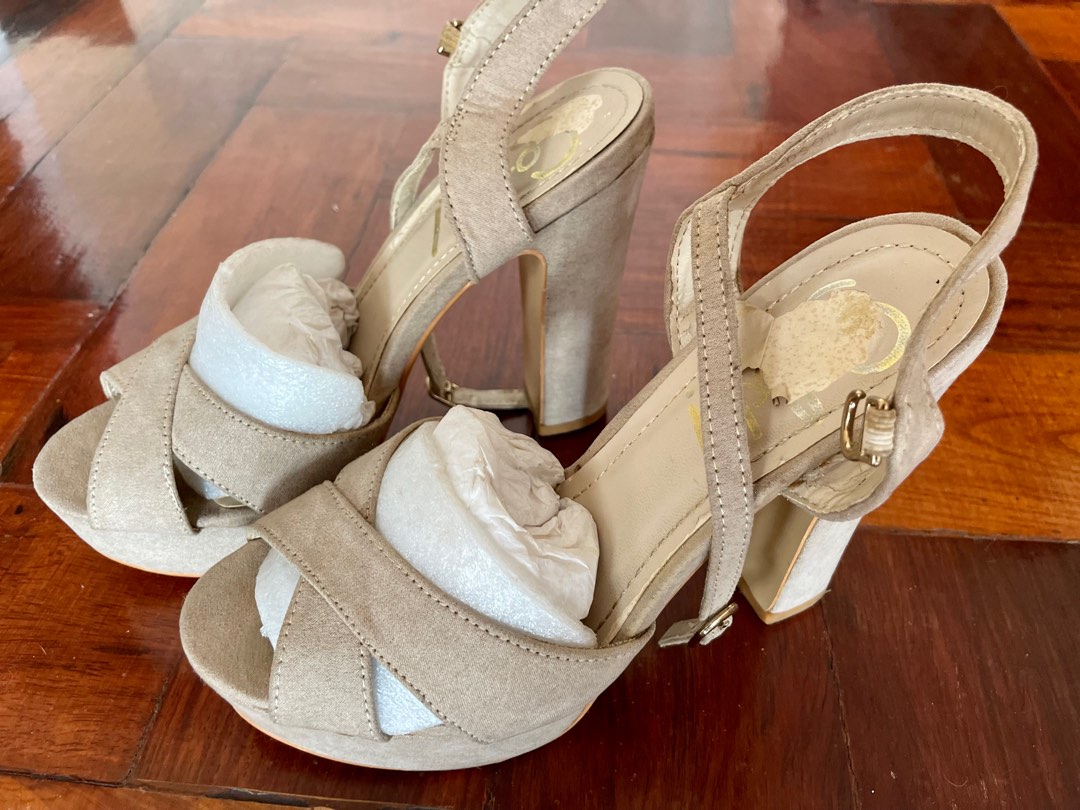 Nude platform Heels on Carousell