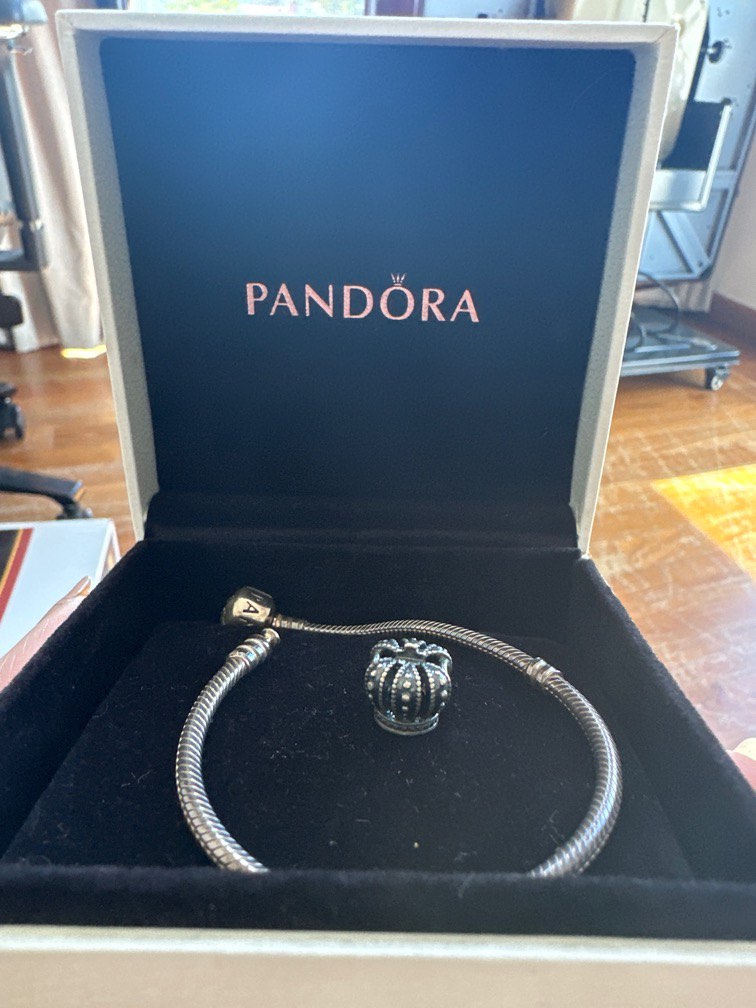 Pandora Bracelet, Women's Fashion, Jewelry & Organisers, Bracelets on ...