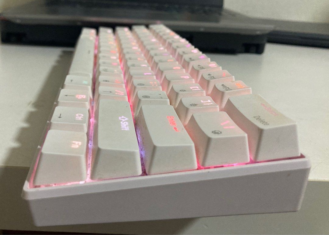 RK61 Keyboard Red Switches Hotswappable, Computers & Tech, Parts ...