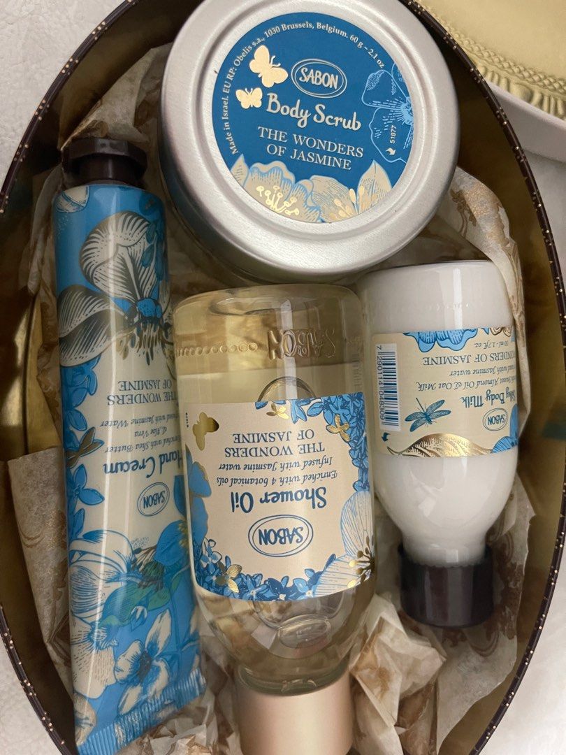 Sabon skincare gift set, Beauty & Personal Care, Bath & Body, Body Care ...