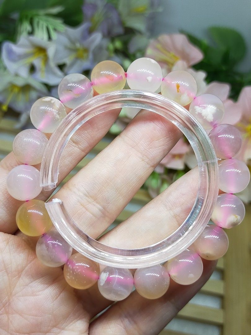Sakura Agate 10.5mm, Women's Fashion, Jewelry & Organisers, Bracelets on Carousell