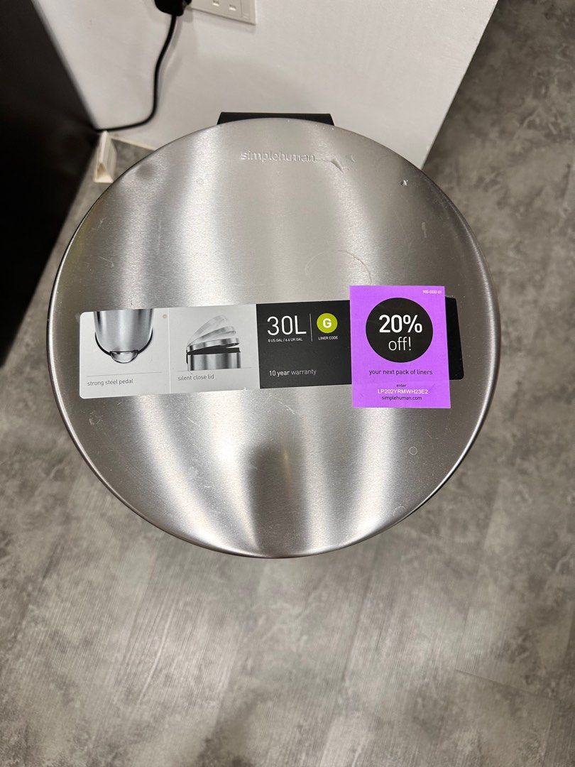 Simplehuman 30L Round Dustbin, Furniture & Home Living, Home ...