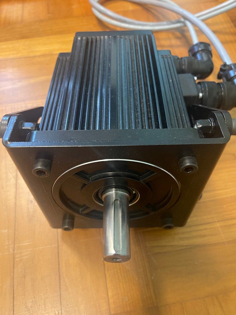 Simucube DD OSW Sim Racing Wheel Base & F1 Wheel, Video Gaming, Gaming ...