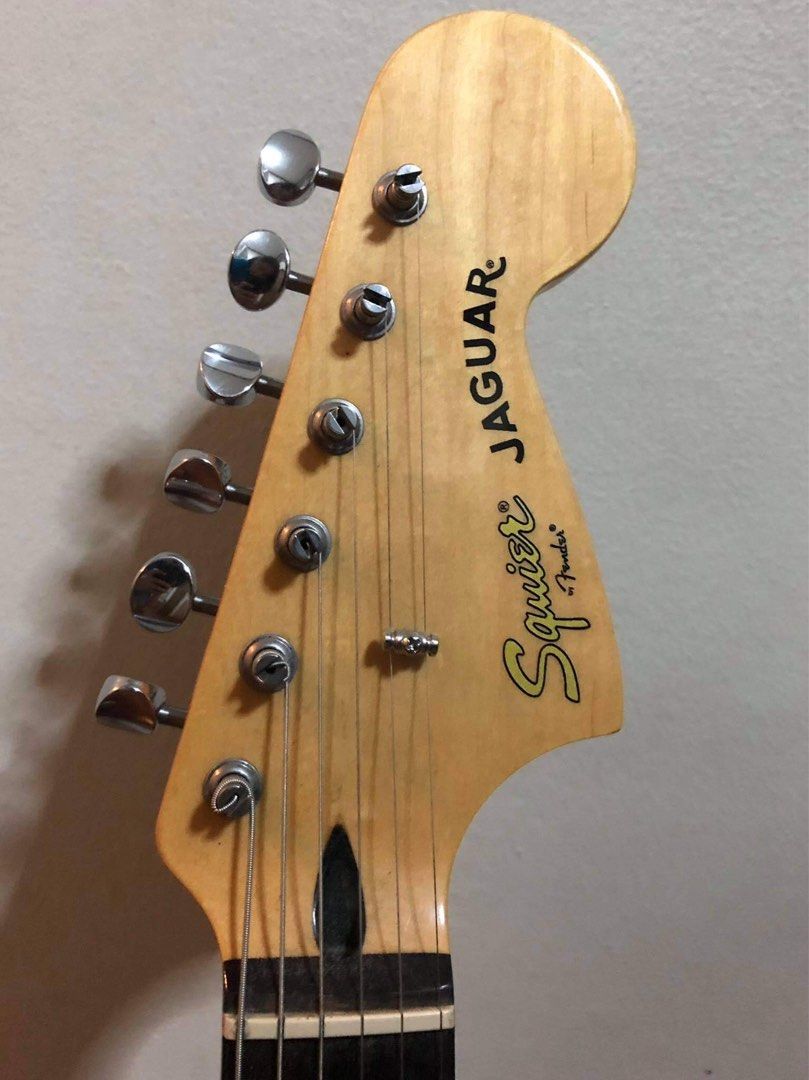 Squier Vintage Modified Jaguar (Olympic White) on Carousell