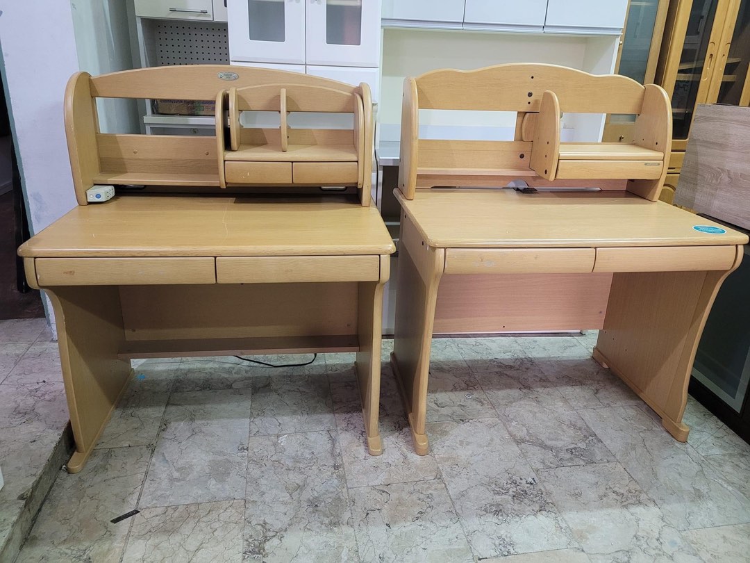 Study Table Japan surplus on Carousell
