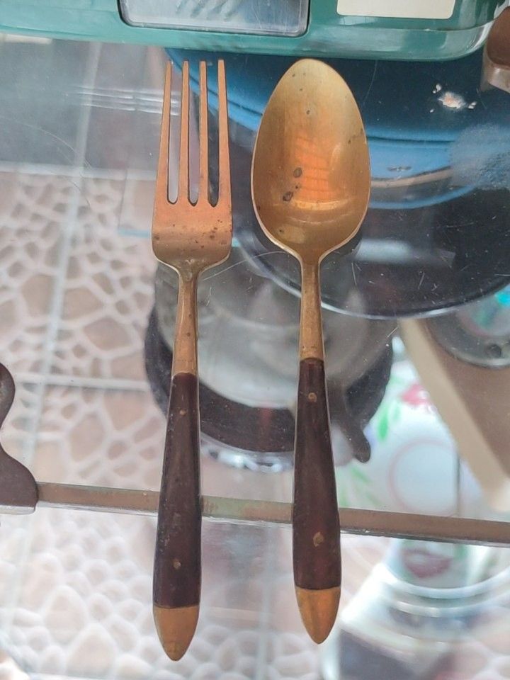 Sudu & Garfu Tembaga Antik, Hobbies & Toys, Collectibles & Memorabilia ...