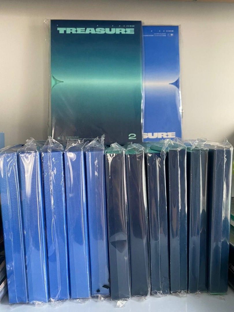 TREASURE CHAPTER ONE ALBUM, Hobbies & Toys, Collectibles & Memorabilia ...