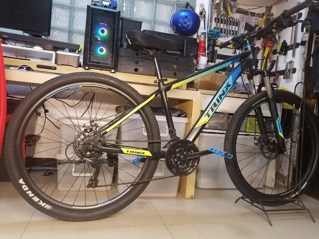 Trinx Majes 100 27.5 Alloy MTB Mountain Bike on Carousell