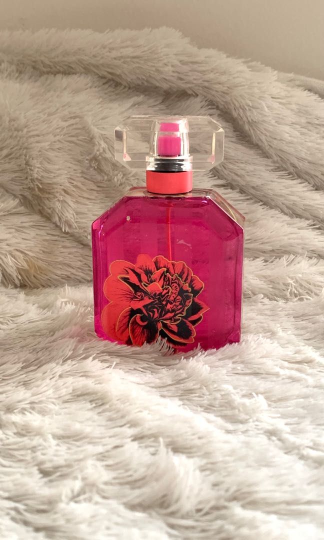 Victoria's Secret Bombshell Wild Flower EDP 50ml on Carousell