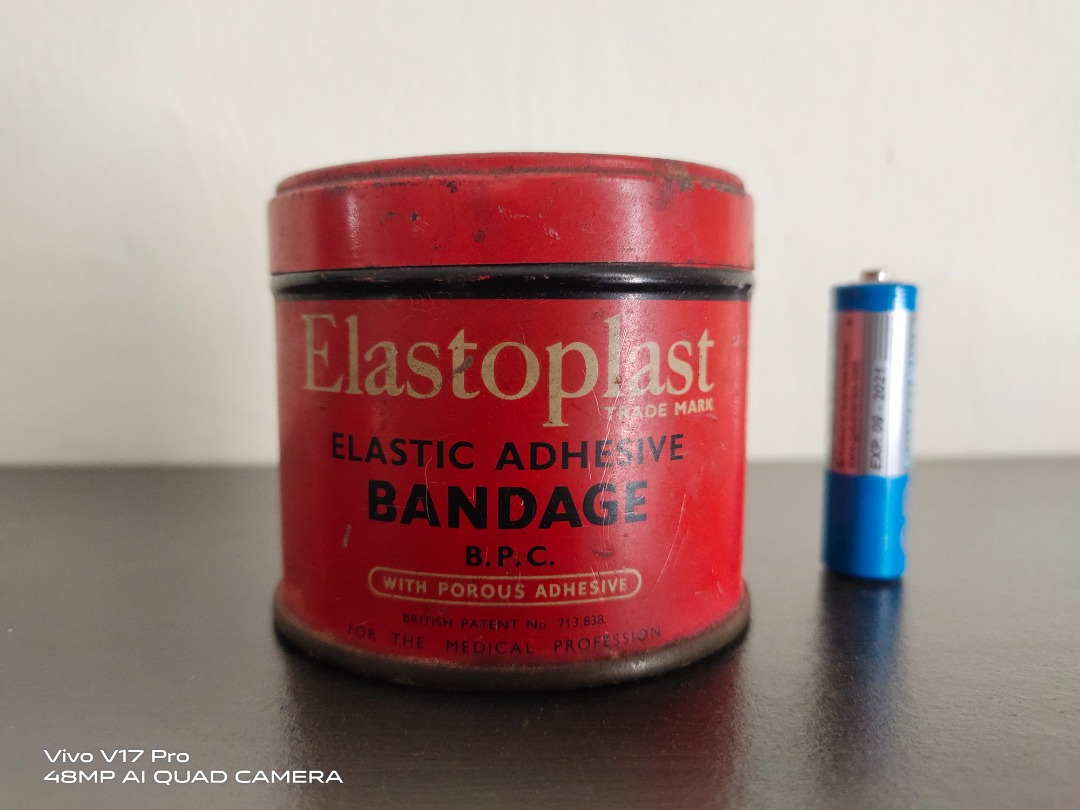 Vintage Elastoplast Tin, Furniture & Home Living, Home Decor, Other Home Decor on Carousell