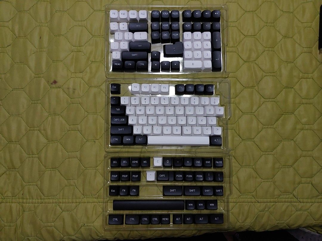 Yongqiu MSA Profile Keycaps Black & White, Computers & Tech, Parts ...