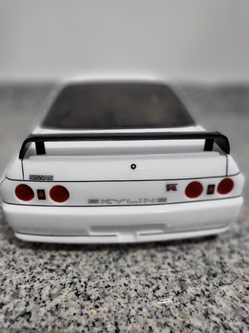 1/10 Tamiya R32 bodyshell with light bucket for Tt01 chassis, Hobbies & Toys, Toys & Games on ...