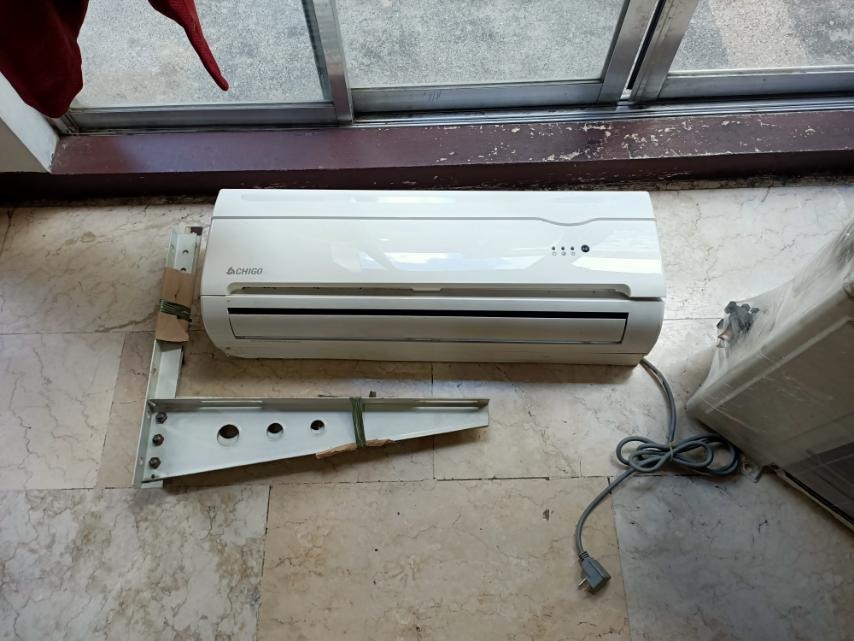 1.5hp Split Type Non-Inverter, TV & Home Appliances, Air Conditioning ...