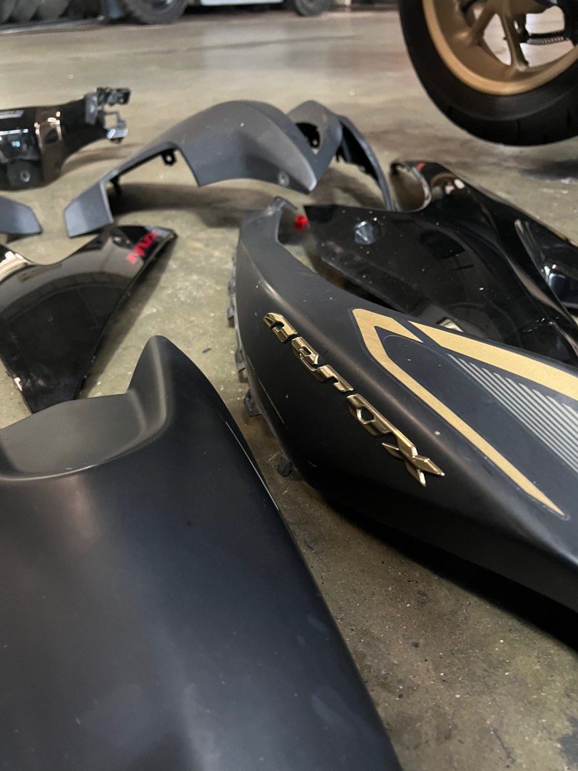 Aerox V1 full coverset, Motorcycles, Motorcycle Accessories on Carousell