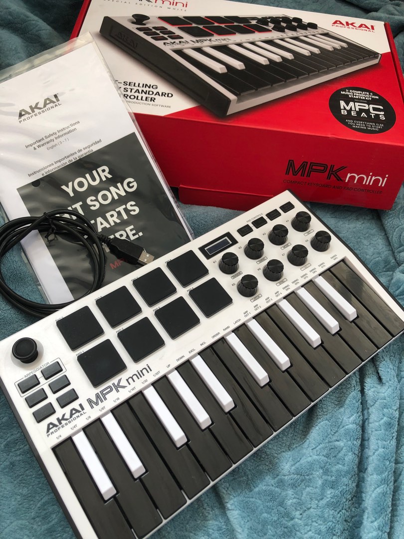 Akai MPK Mini MK3 (Special Edition White), Audio, Portable Audio ...