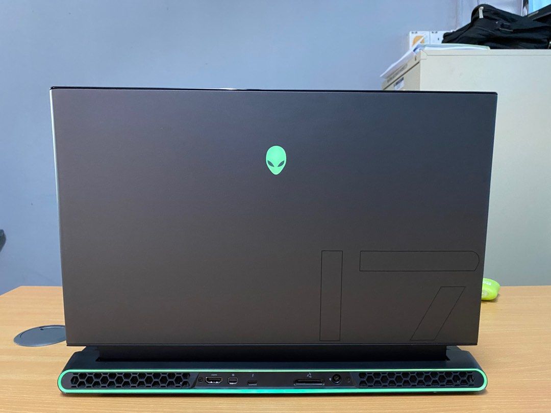 Dell Alienware M17 R2, Computers & Tech, Laptops & Notebooks on Carousell
