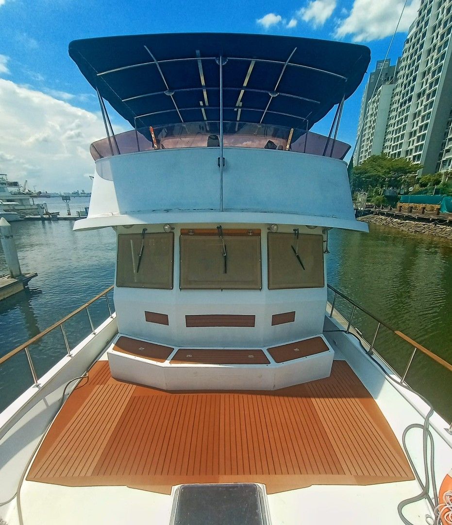 BOAT / YACHT -1991 Marine Trader/ 50 foot Yacht with 2x Diesel Engines ...