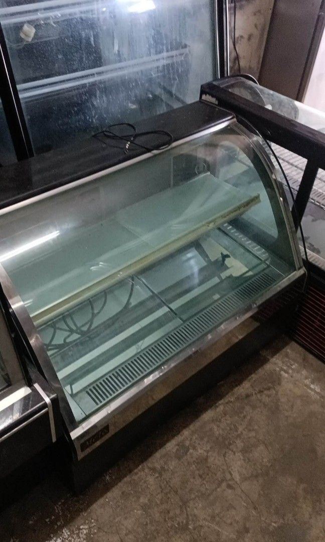 Countertop chiller display on Carousell