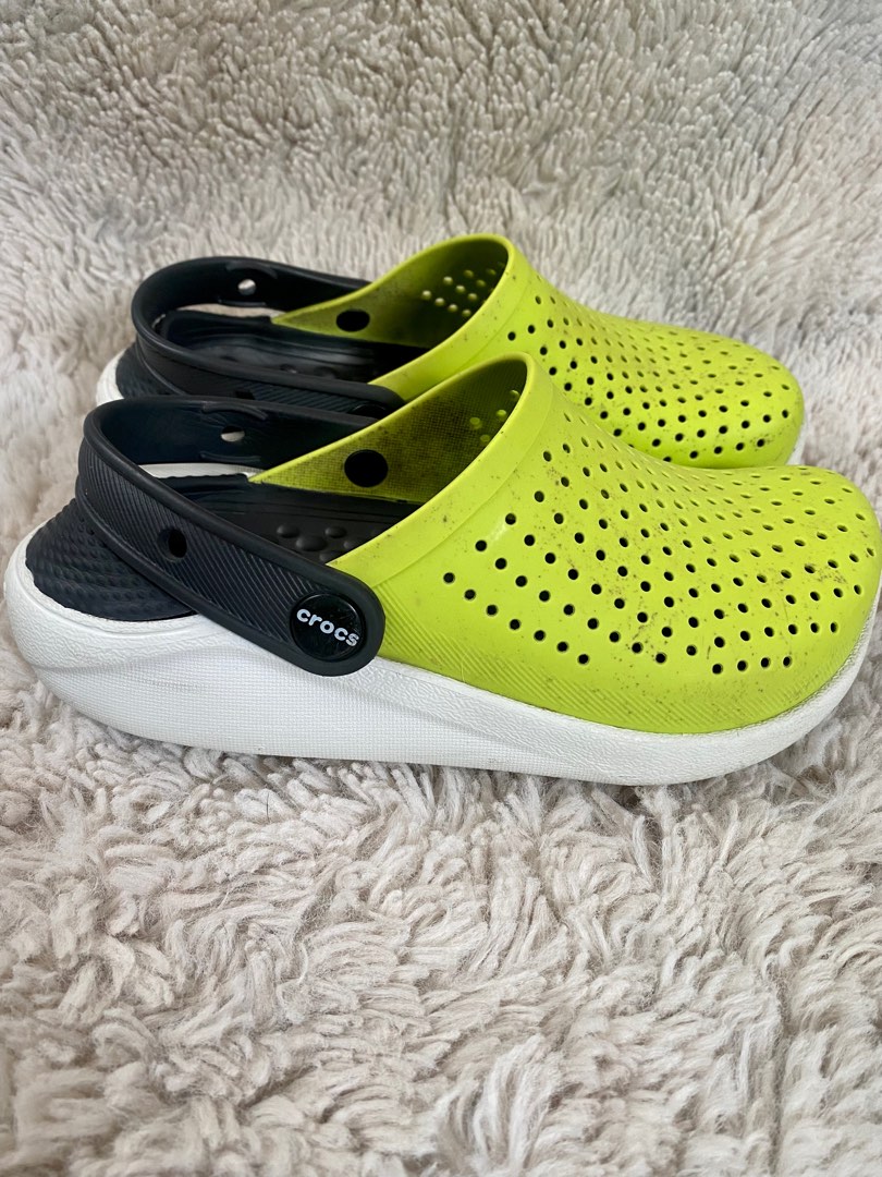 Crocs Literide, Babies & Kids, Babies & Kids Fashion on Carousell