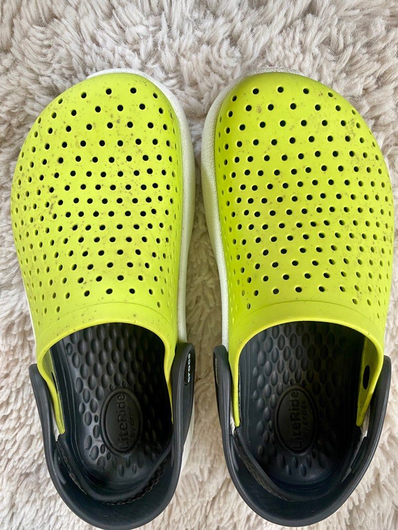 Crocs Literide, Babies & Kids, Babies & Kids Fashion on Carousell