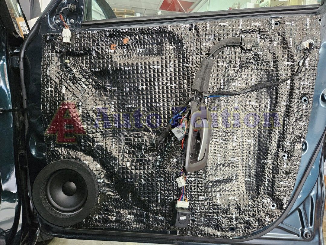 Dynaudio Car Audio package on Honda Freed •full car sound system ...